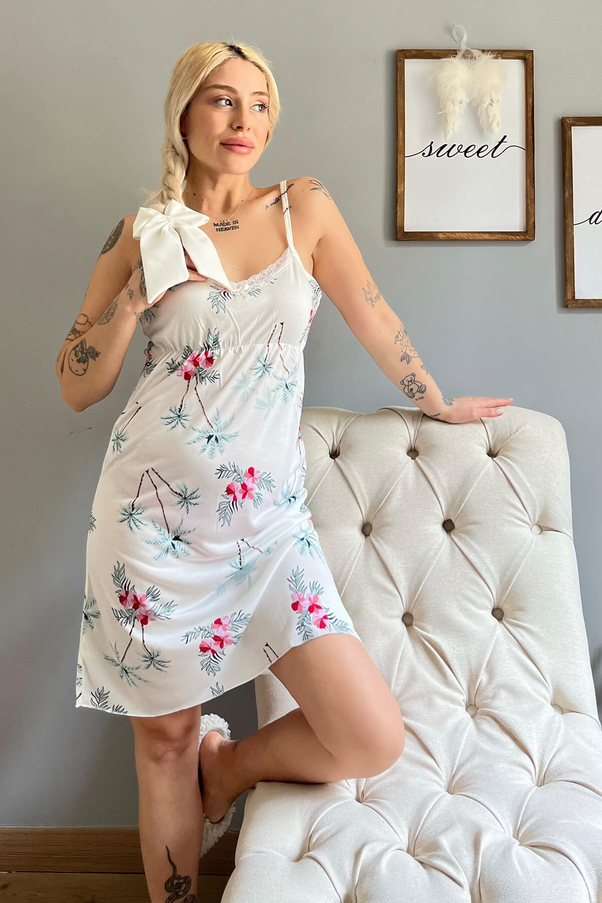 Beyaz Palmiye Desenli Askılı Kol Kadın Gecelik Gecelik Pijamaevi